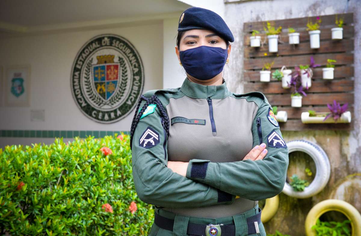 Aesp promove solenidade militar alusiva à estreia do novo uniforme da ...